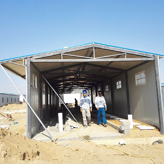 Customized prefabricated steel house